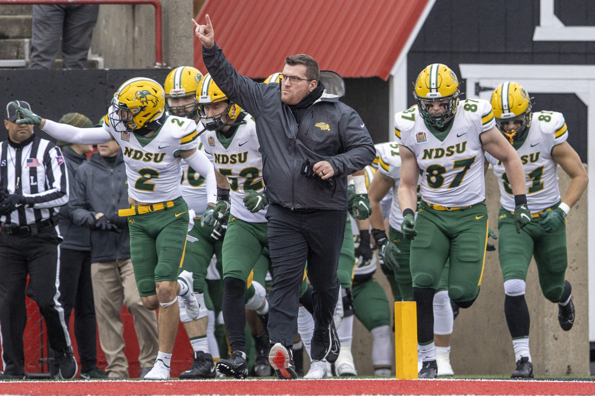 Matt Entz and Steve Ryan Headline the 2021 AFCA FCS, Division II ...